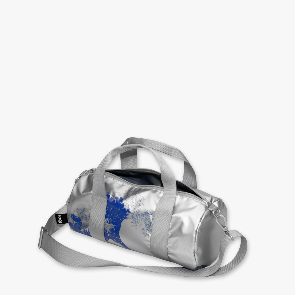 KATSUSHIKA HOKUSAI The Great Wave Metallic Silver Medium Weekender – LOQI